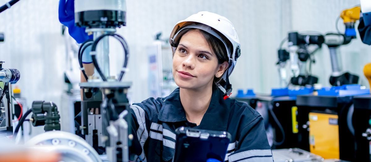 PDM vs. PLM: What is the Difference? Learn How to Leverage Both for ...